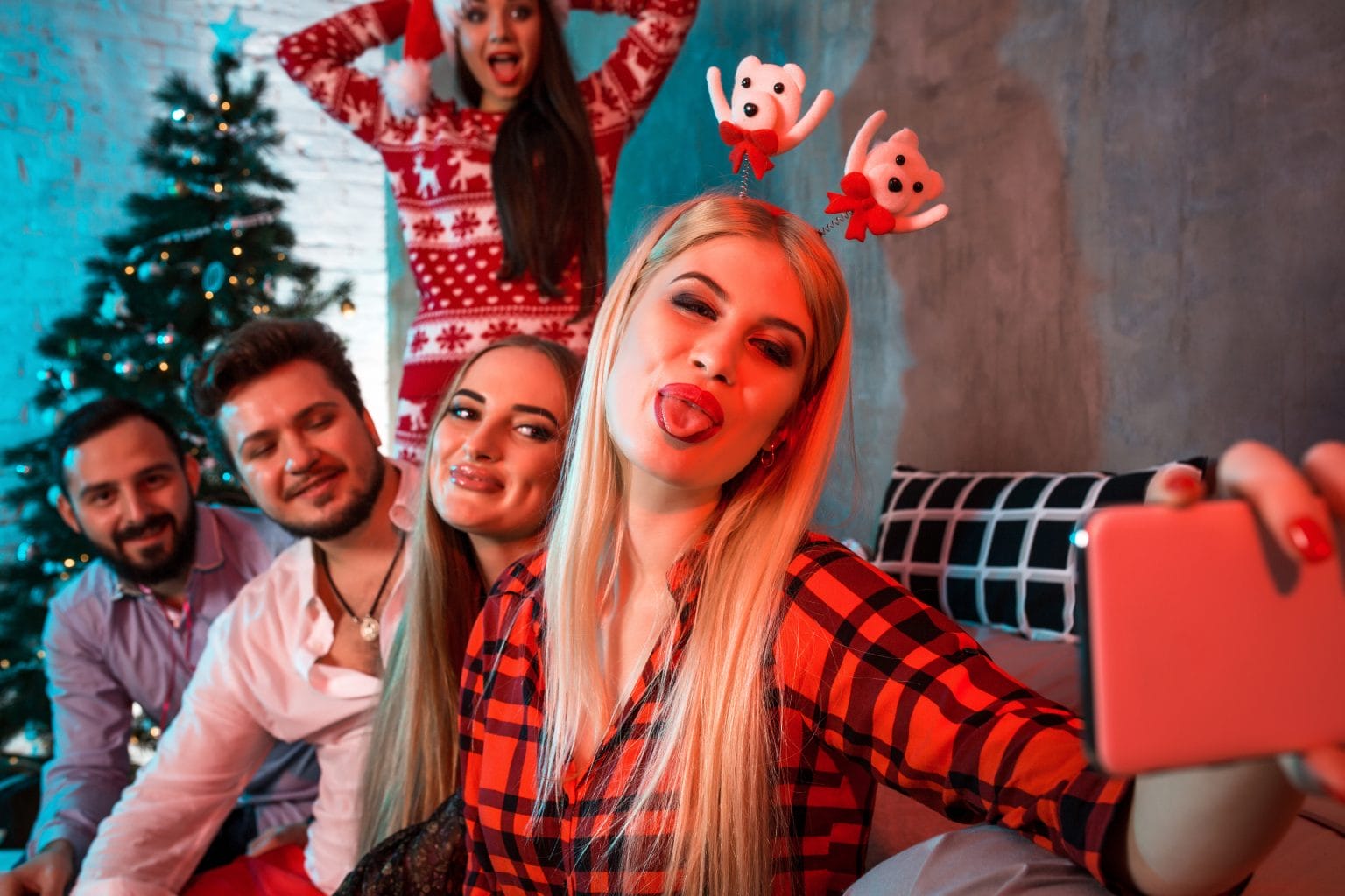 Cozy & Creative Christmas Party Ideas to Try This Season