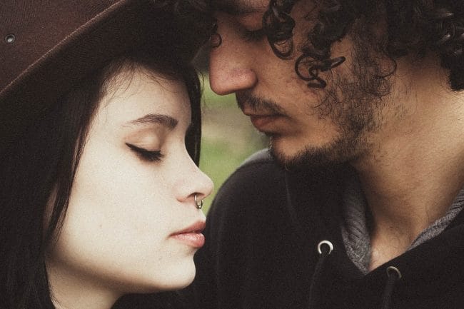 7 Ways to Tell If He’s Secretly Overstepping Boundaries