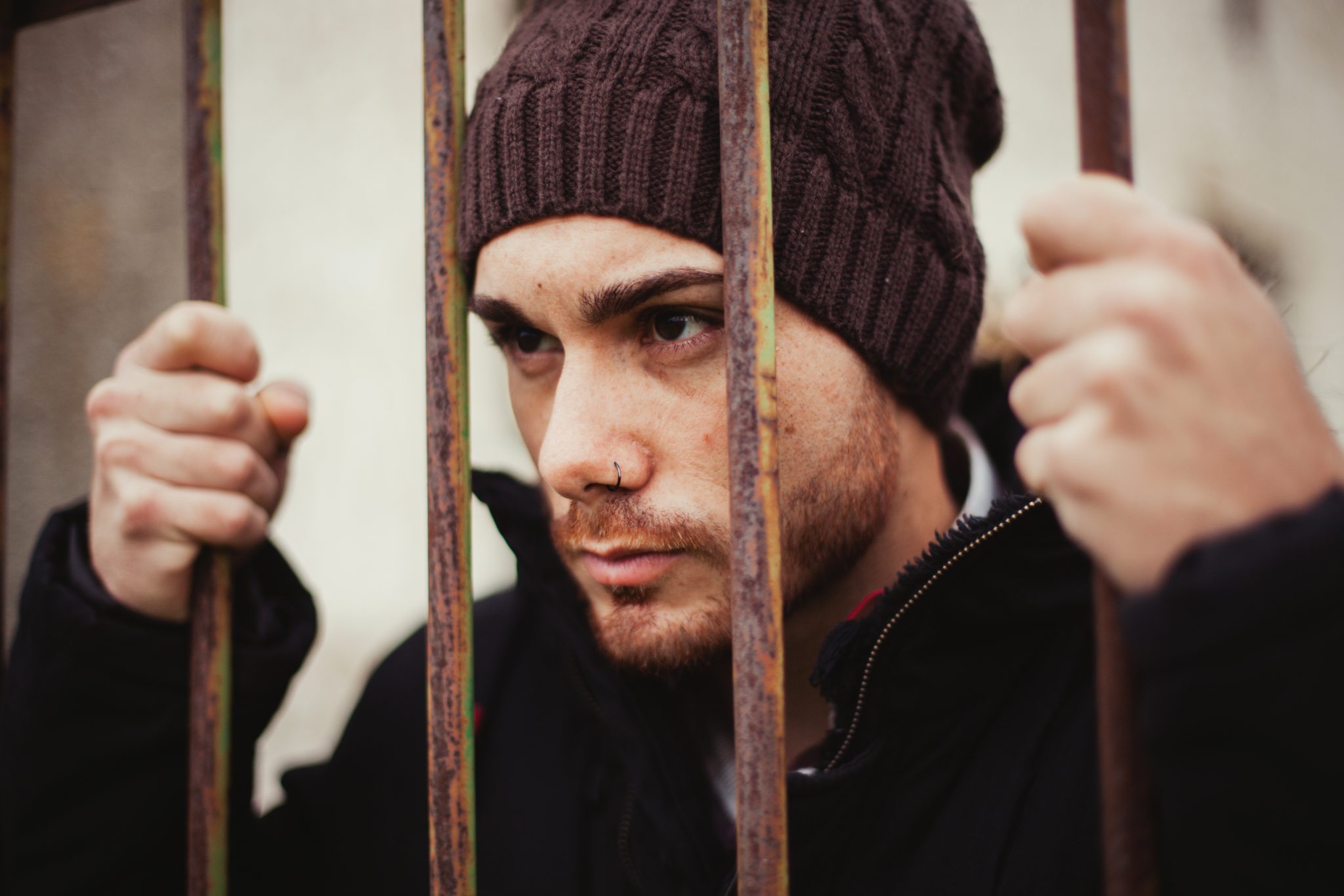 7 Signs You’re in an Unsafe Situation (And What to Do About It)