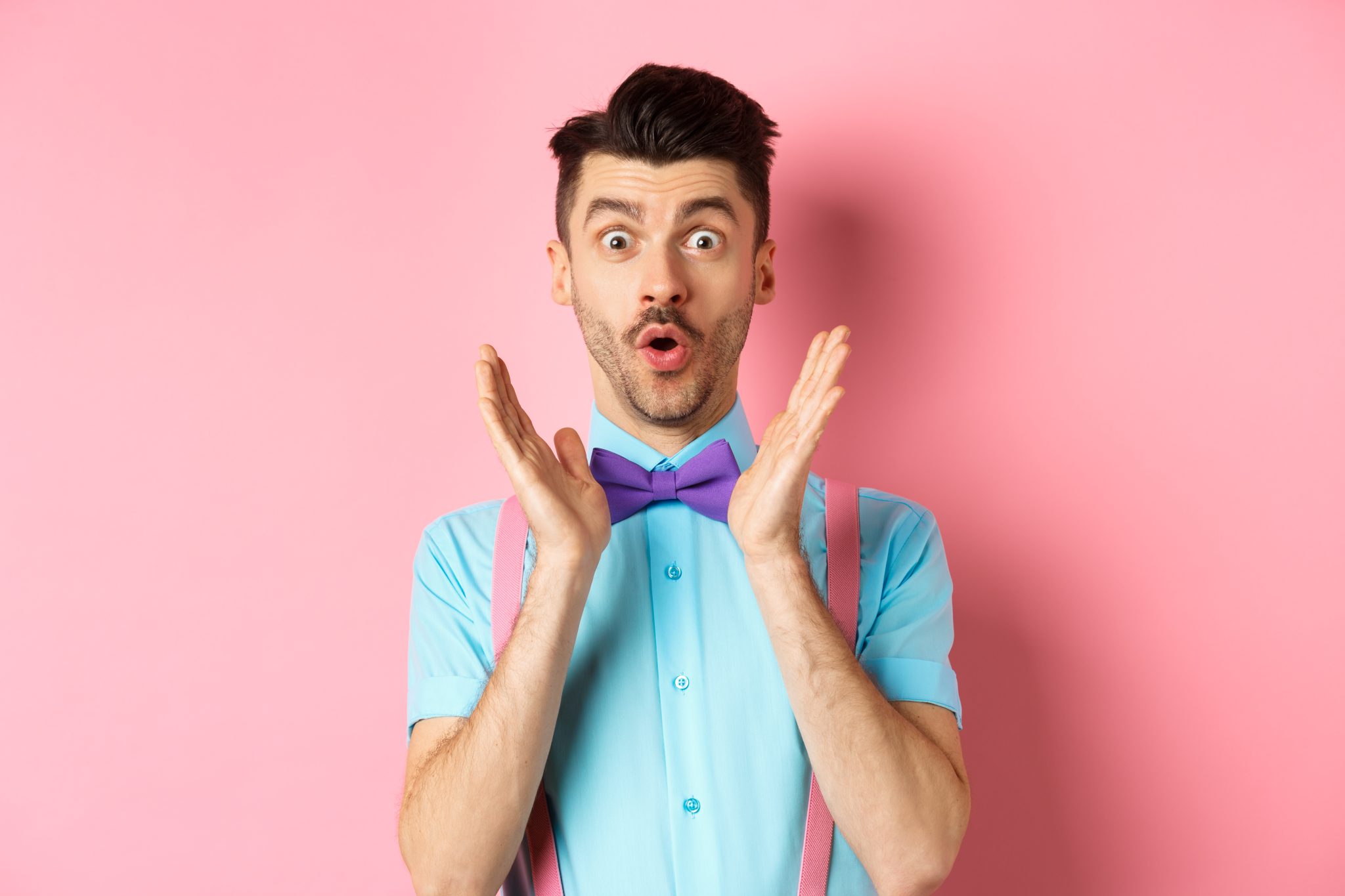 10 Hilariously Awkward Pickup Lines That Will Make You Cringe