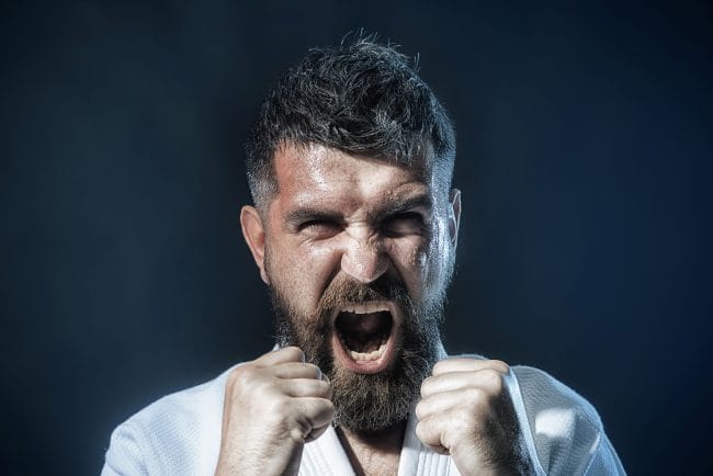 How to Respond if You’re Confronted by an Aggressor: 5 Key Tips
