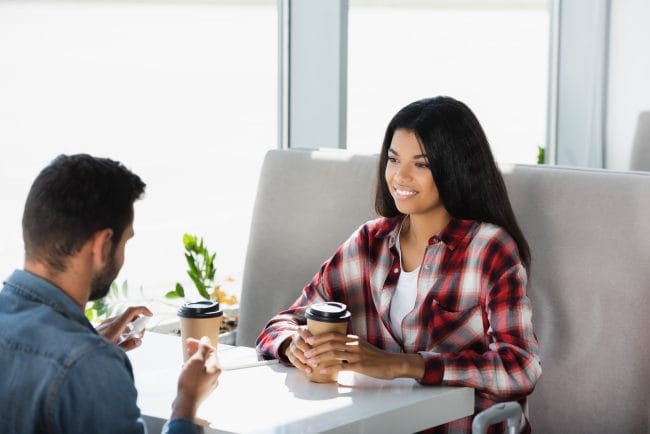 If You Do These 7 Things When Someone Is Talking, You're Not The Good ...